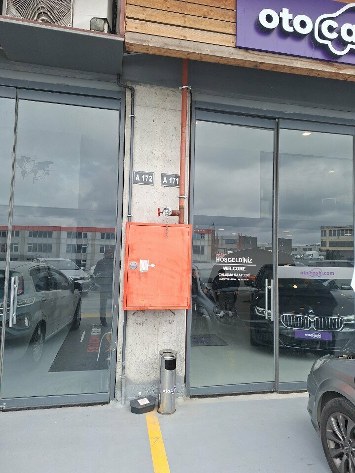 Otomobil satış galerileri Otocash Sancaktepe, İstanbul, foto