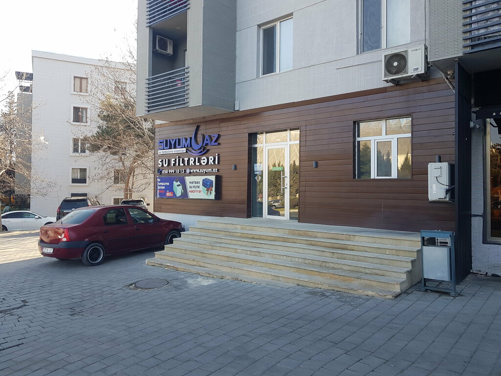 Satış ofisi Suyum az, Bakü, foto