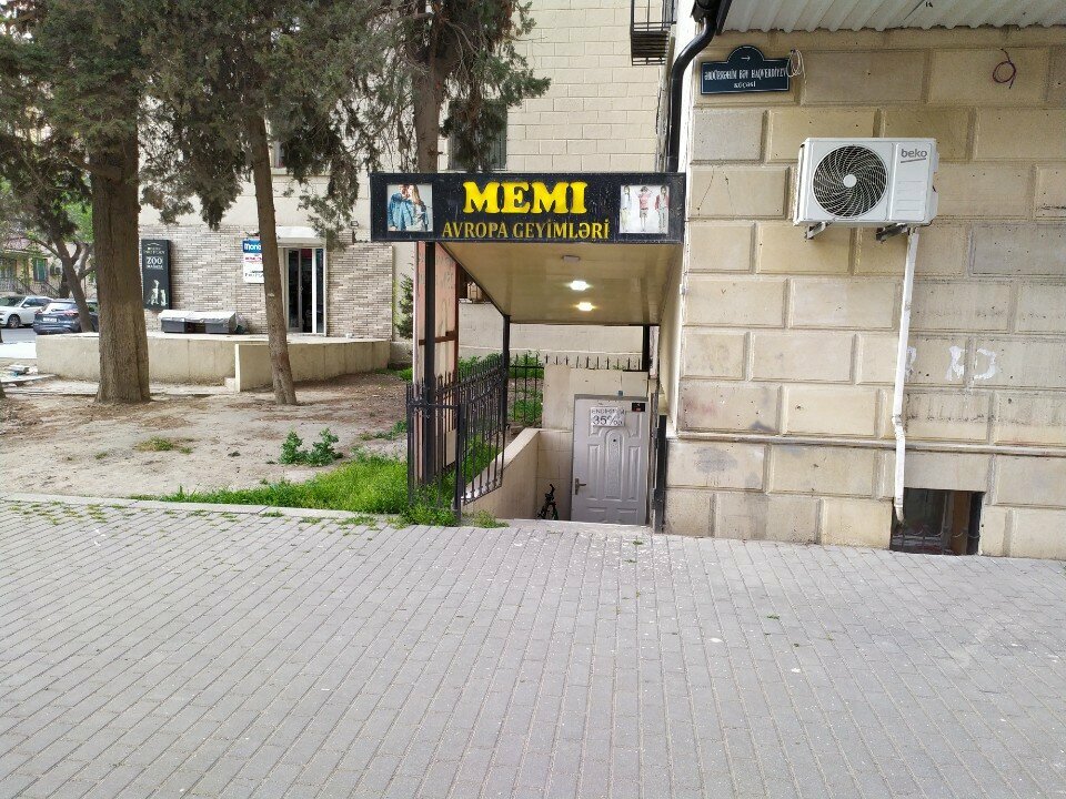 Toptan giyim Memi, Bakü, foto