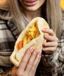 Durum & Gyros (Gaidara Gadzhieva Street No:7Б), kafe  Makhachkala'dan