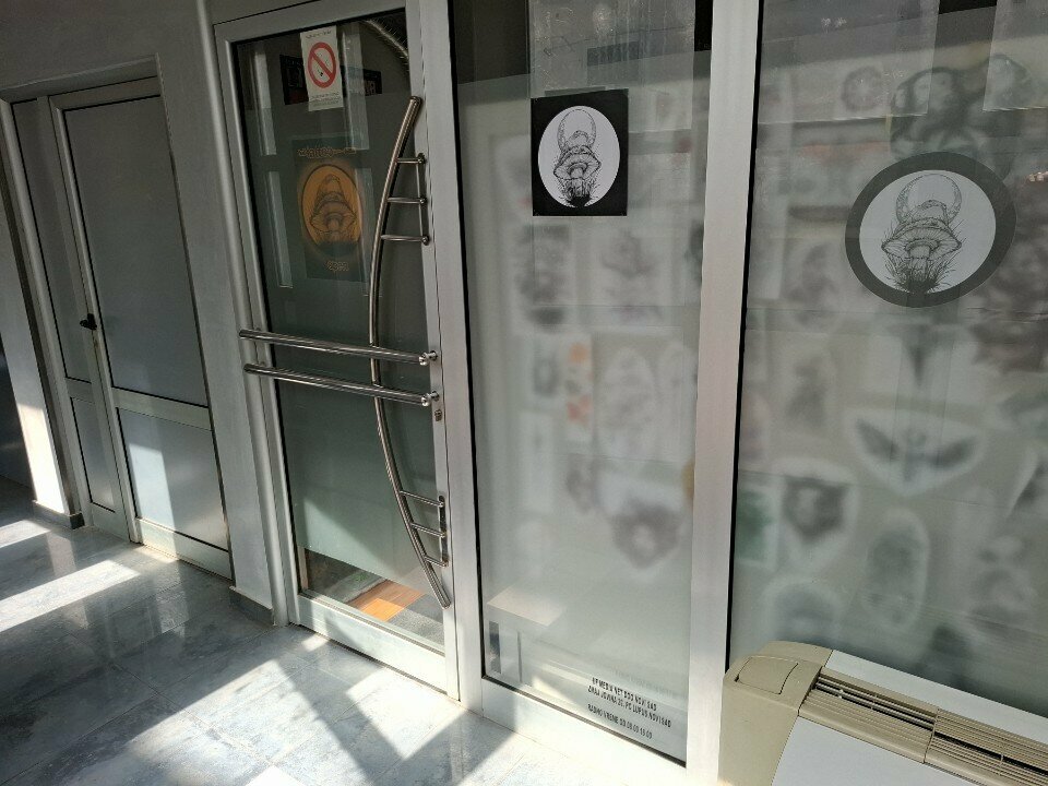 Dövmeciler Dali, Novi Sad, foto