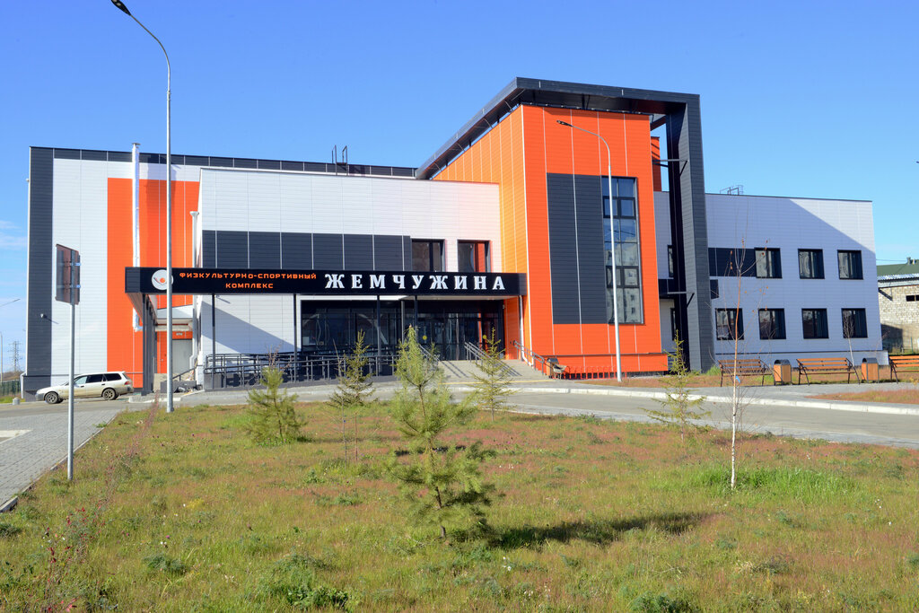 Çok amaçlı spor tesisleri Жемчужина, Kodinsk, foto