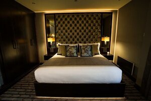 Mondo Hotel (Scotland, North Lanarkshire, Coatbridge, Main Street), otel  İskoçya'dan