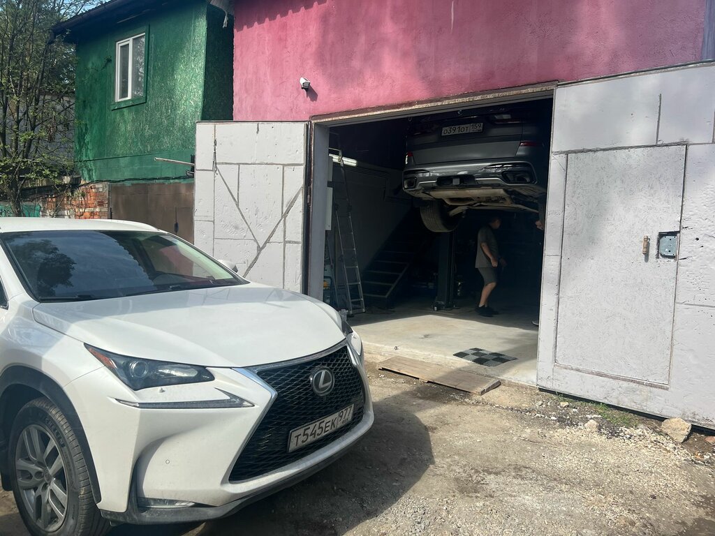 Otomobil servisi Ворошилов Авто, Şçerbinka, foto