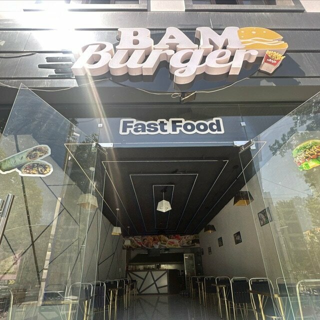 Fast food Bam burger, Semerkant, foto