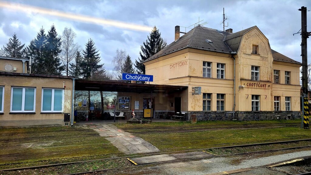 Tren istasyonu Chotycany, Güney Bohemya Bölgesi, foto