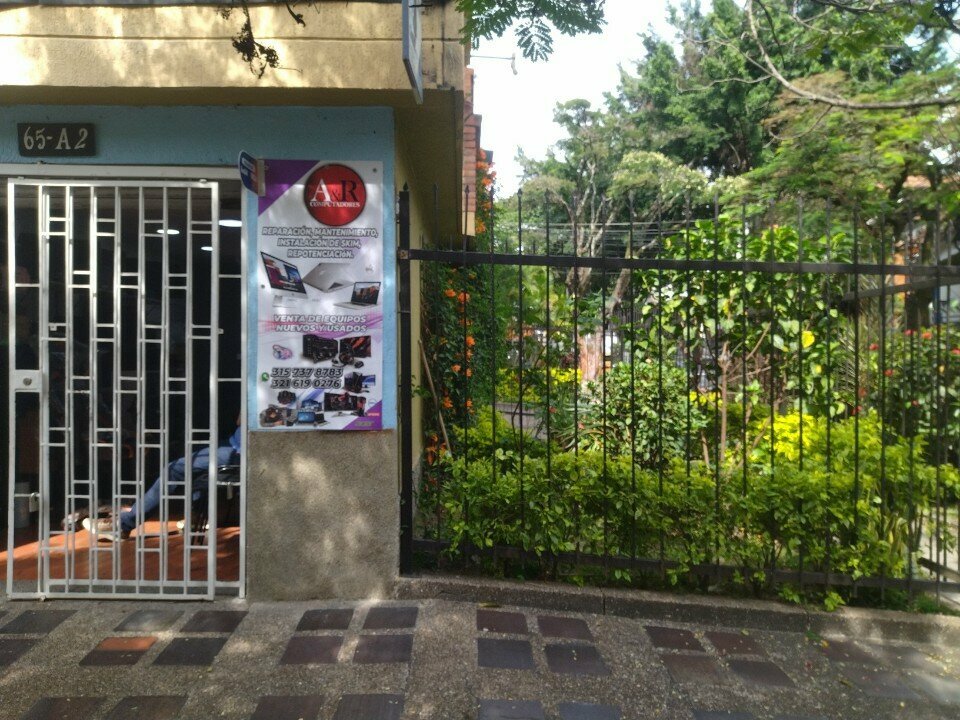 Bilgisayar mağazaları A&r Computers, Medellin, foto