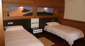 Complejo La Ciguena (Provincia de Madrid, Arganda del Rey, Carretera de Chinchón), otel  Madrid'den