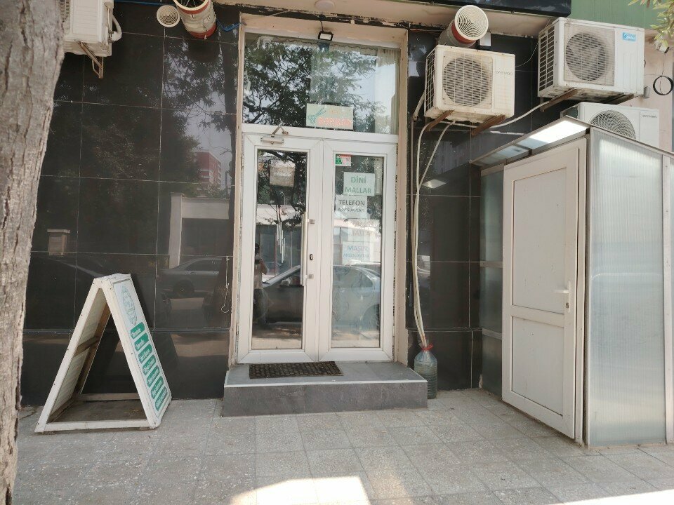 Berberler Modern Barber Shop, Bakü, foto