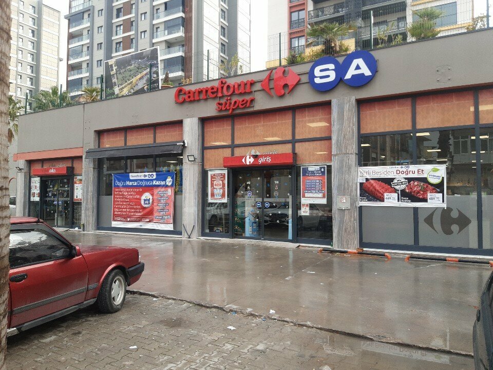 Süpermarket CarrefourSA, İzmir, foto