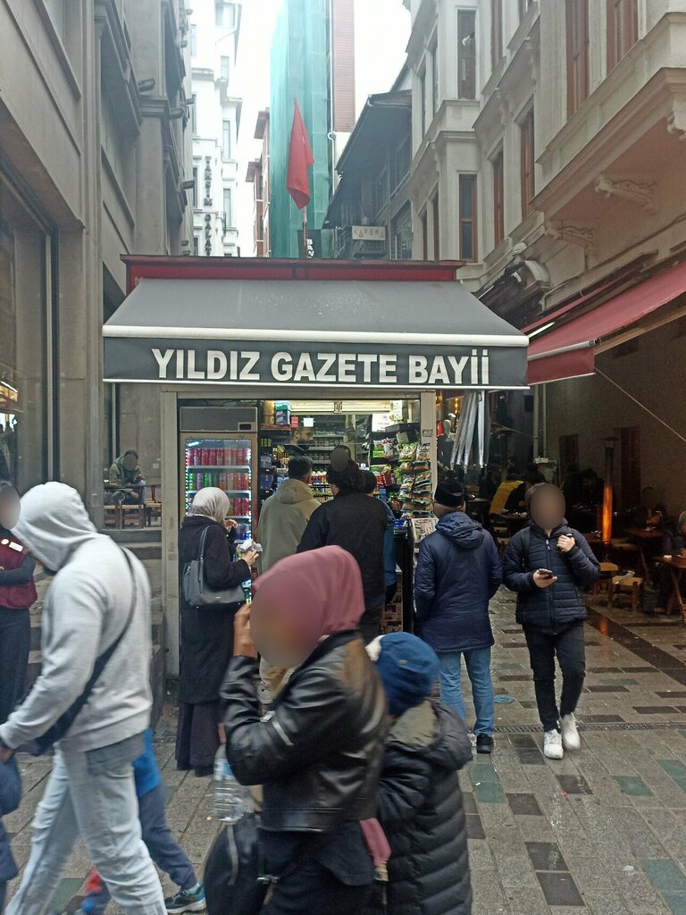 Gazete bayi Yıldız Gazete Bayii, İstanbul, foto