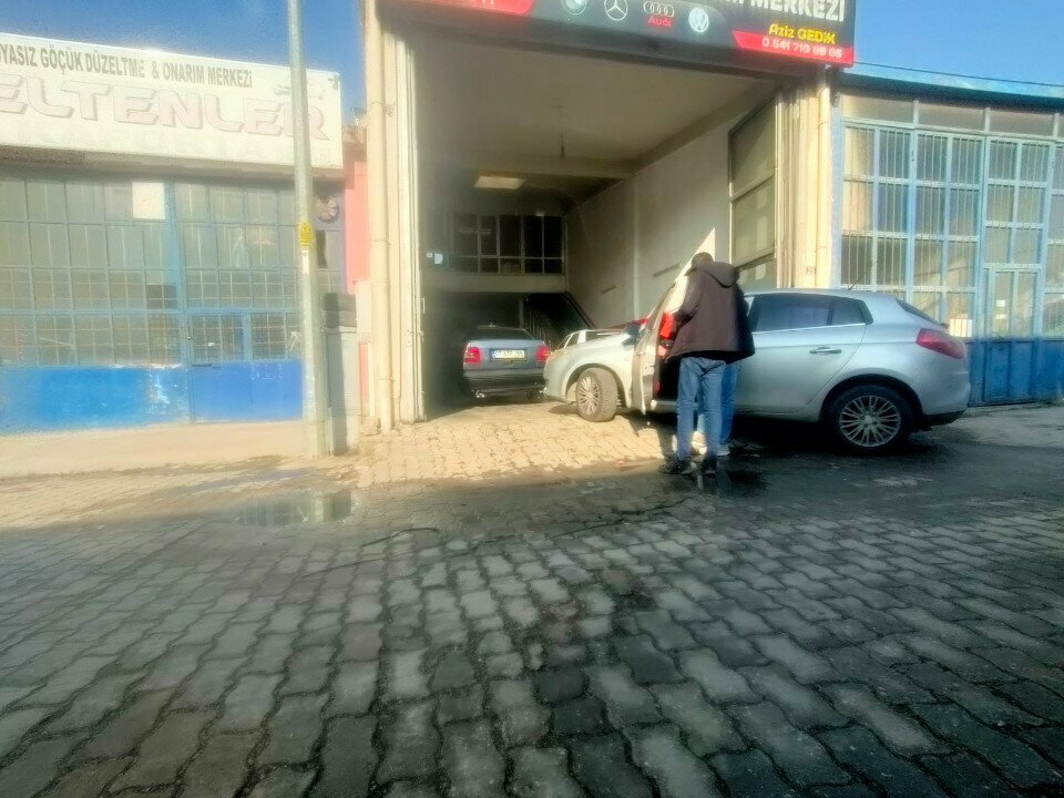 Oto kaporta Yeltenler Oto Kaporta Servisi, Konya, foto