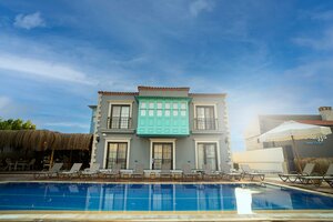 Bellezza Hotel Alacati (İzmir, Çeşme, Alaçatı Mah., 14052. Sok., 4), otel  Çeşme'den