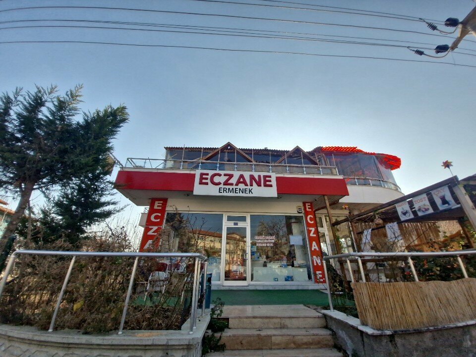 Eczaneler Ermenek Eczanesi, Konya, foto