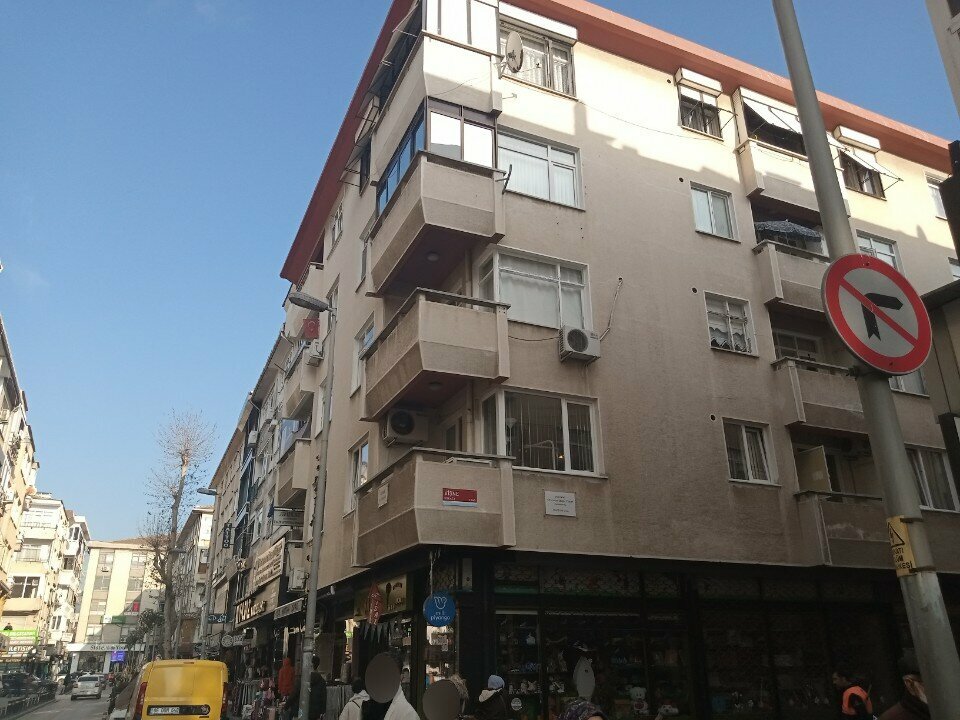 Diş sağlığı poliklinikleri Diş Hekimi Cansu Damla Tuncer, İstanbul, foto