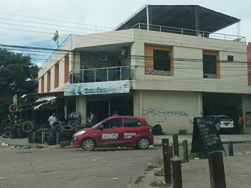 Beyaz eşya mağazaları Comercial San Jorge, Santa‑Krus, foto