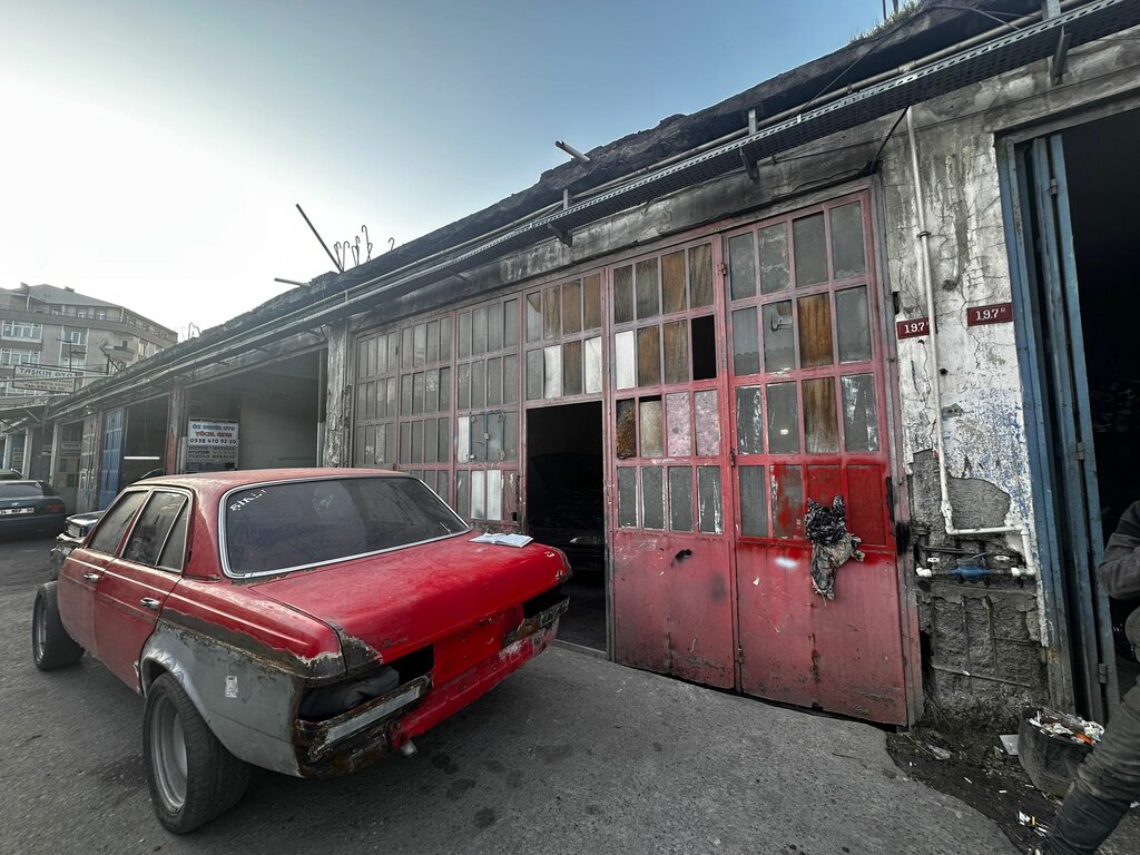 Otomobil servisi Duran Oto Egzoz, İstanbul, foto