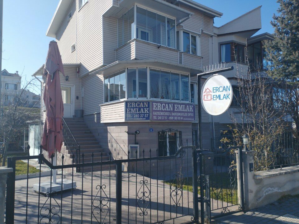 Emlak ofisi Ercan Emlak, Ankara, foto