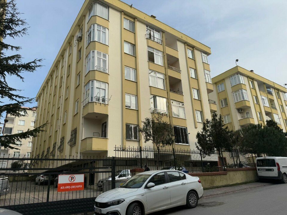 Bina, site yönetimi Elif Sitesi, İstanbul, foto