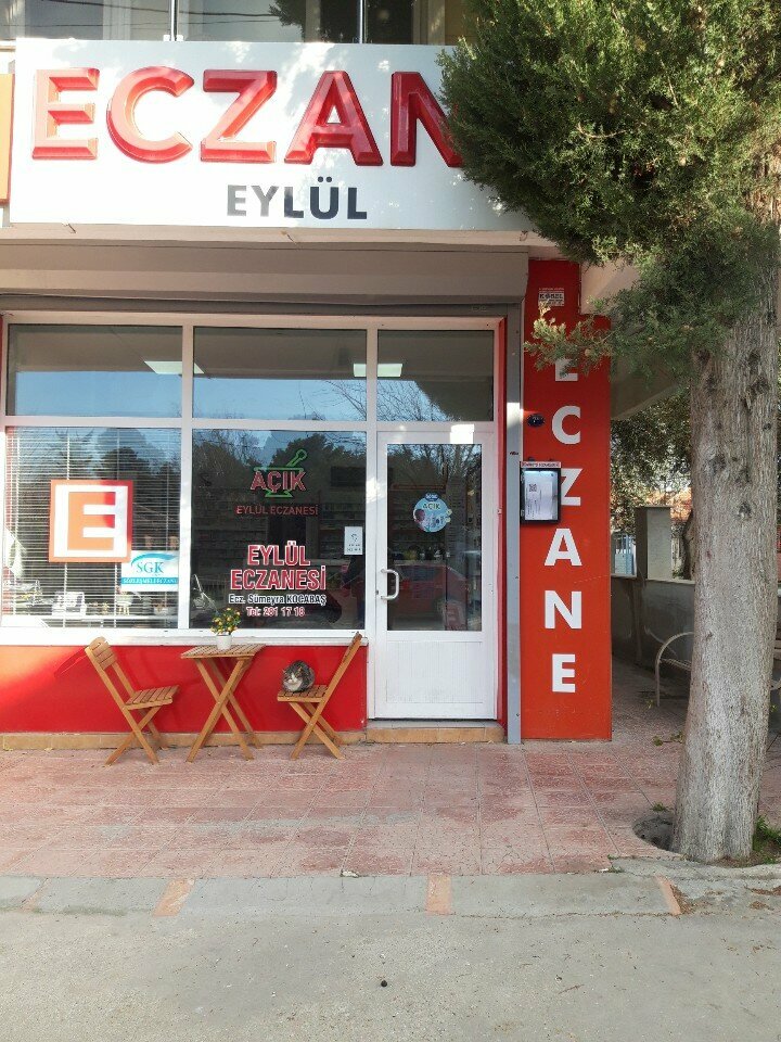Eczaneler Eylül Eczanesi, İzmir, foto