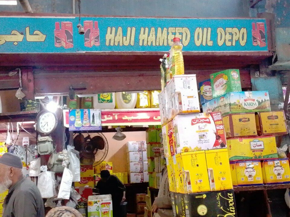 Yağlama ürünleri Haji hameed, Karaçi, foto