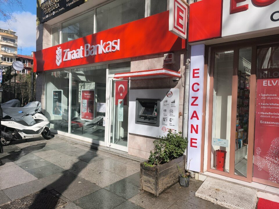 ATM'ler Ziraat Bankası, İstanbul, foto