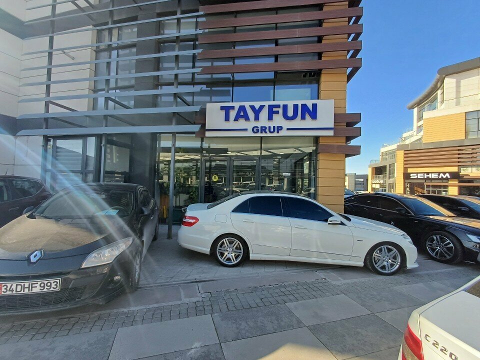 Otomobil satış galerileri Tayfun Grup Otomotiv, Ankara, foto