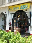 Avicola Mónica (Distrital Surquillo, Calle Magnolias), kanatlı hayvan ürünleri ve yumurta  Lima'dan