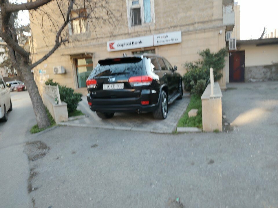 Banka Kapital bank, Bakü, foto
