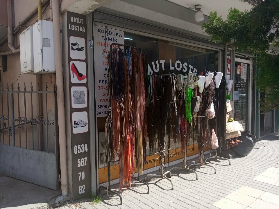Ayakkabı tamiri Umut Lostra, İstanbul, foto