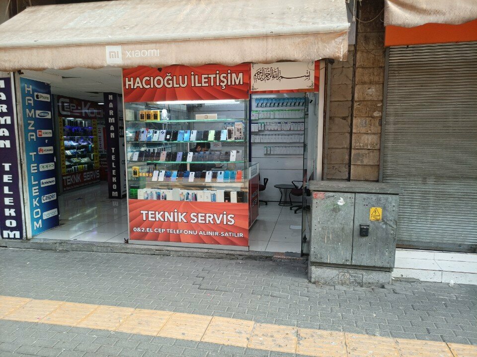 Cep telefonu aksesuarları Hacıoğlu İletişim, Bursa, foto