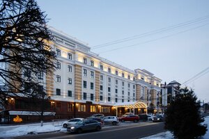 Volga Premium (Yaroslavskaya Street No:23к1, Cheboksary), otel  Cheboksary'den