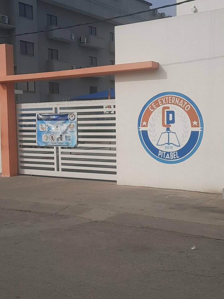 Yüksekokul Colégio Pitabel, Loanda, foto
