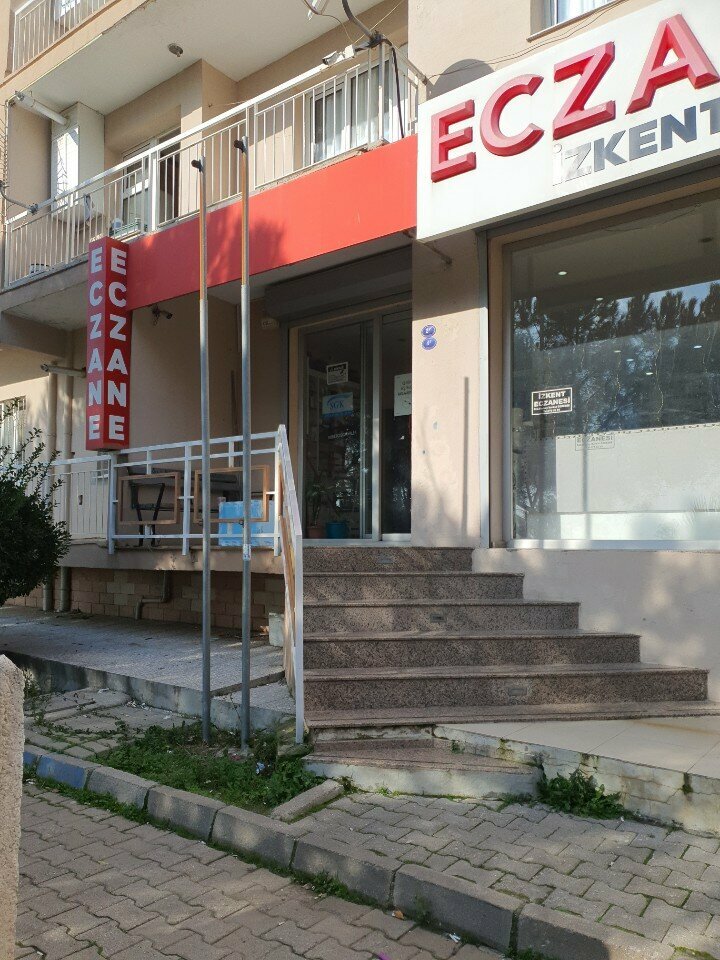 Eczaneler İzkent Eczanesi, İzmir, foto