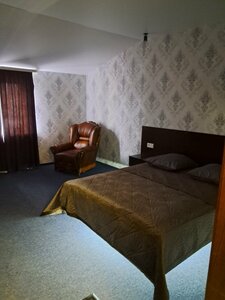 Малахит (Mayskaya ulitsa No:39), otel  Şahty'den