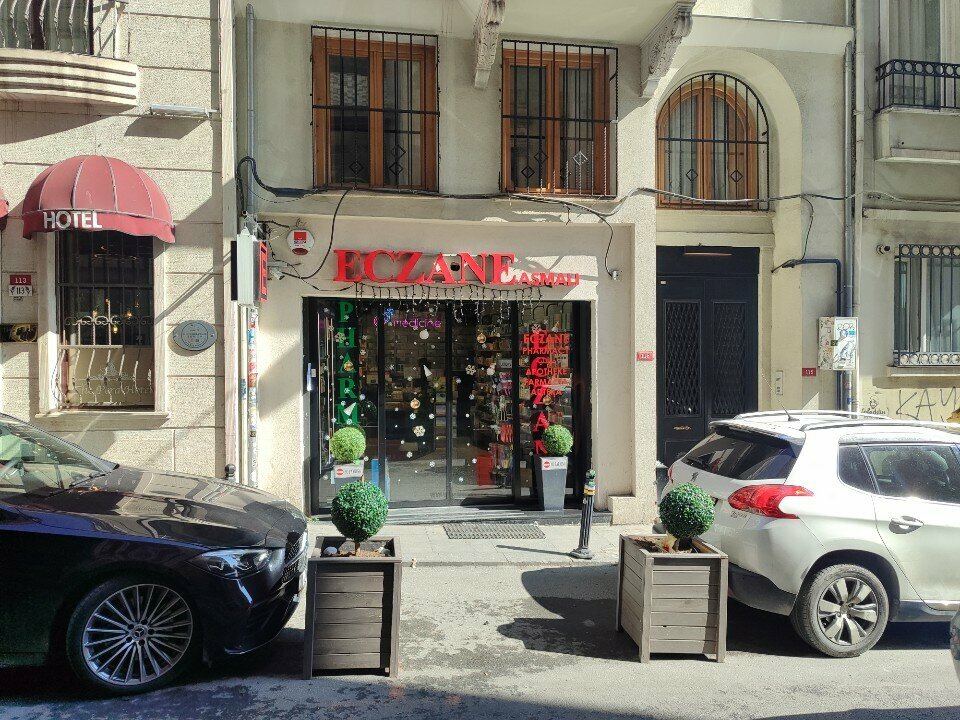 Eczaneler Eczane Asmalı, İstanbul, foto