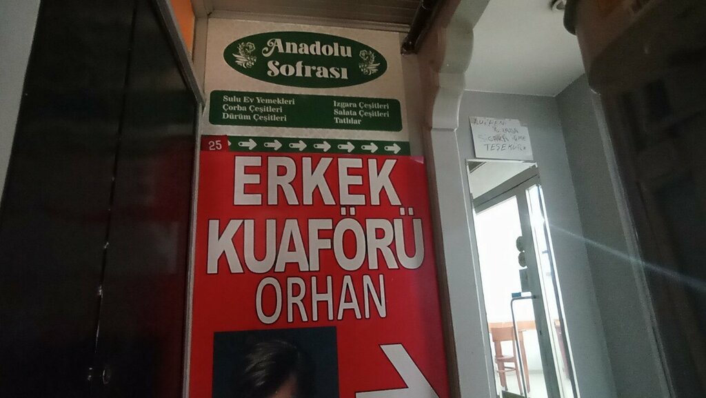 Berberler Orhan Erkek Kuaförü, İstanbul, foto