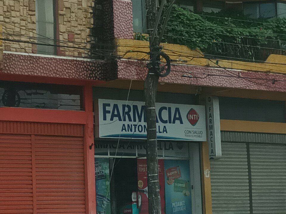 Eczaneler Farmacia Antonella, Santa‑Krus, foto