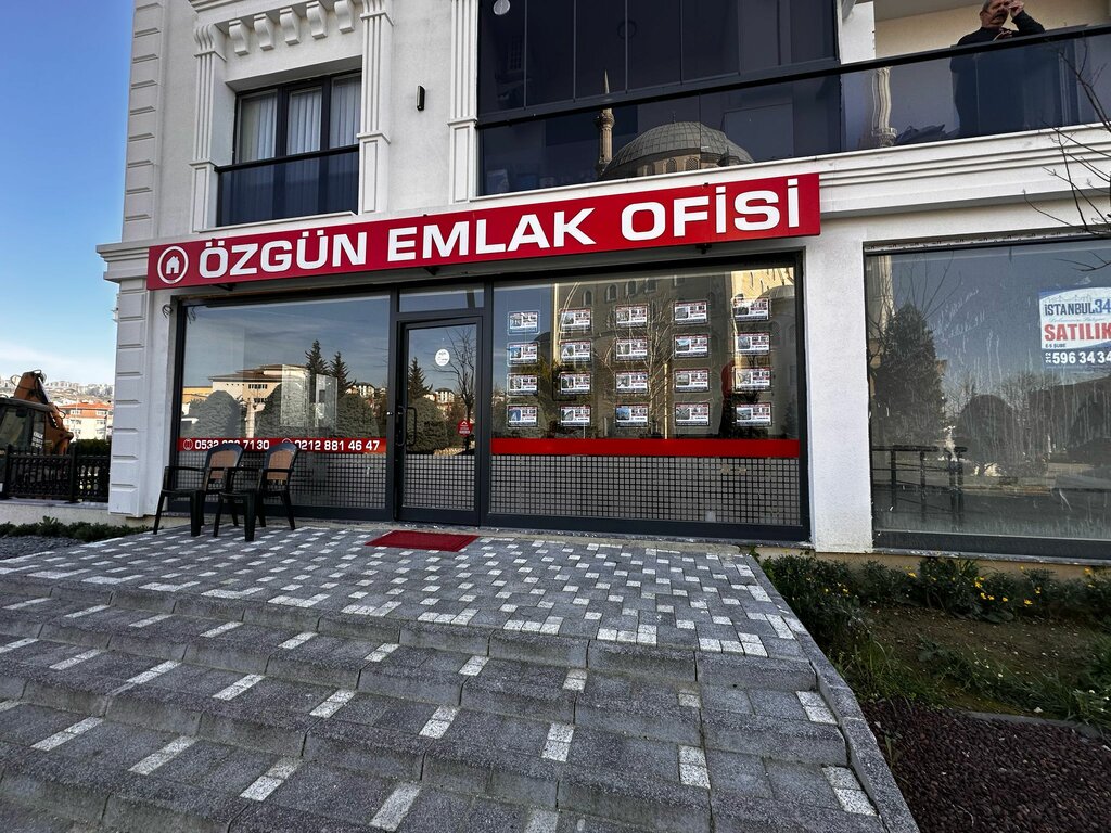 Emlak ofisi Özgün Emlak, İstanbul, foto