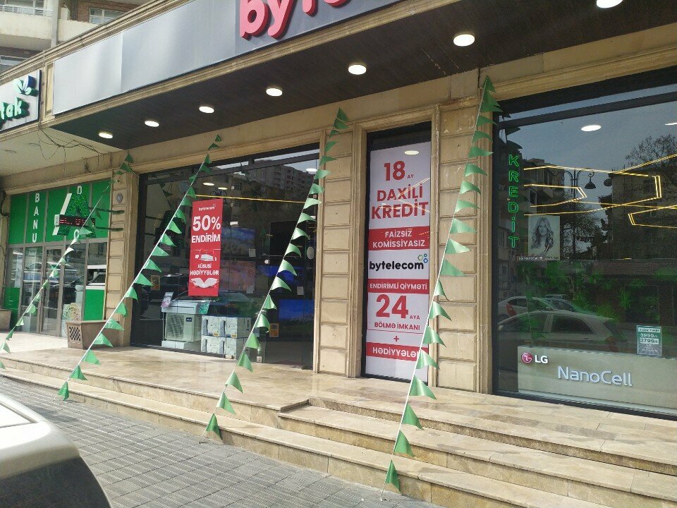 Bilgisayar aksesuarları ByTelecom, Bakü, foto