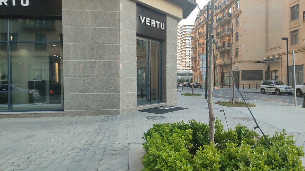 Elektronik eşya mağazaları Vertu, Bakü, foto