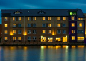 Holiday Inn Express Cardiff Bay (Wales, Cardiff), otel  Cardiff'ten