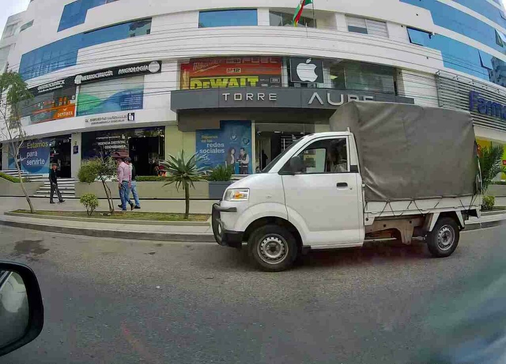 i̇nşaat gereçleri Dewalt, Cochabamba, foto