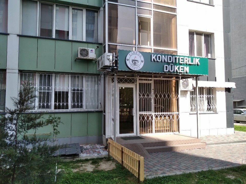 Pasta, şekerleme ve tatlı Farraa Coffee, Almatı, foto