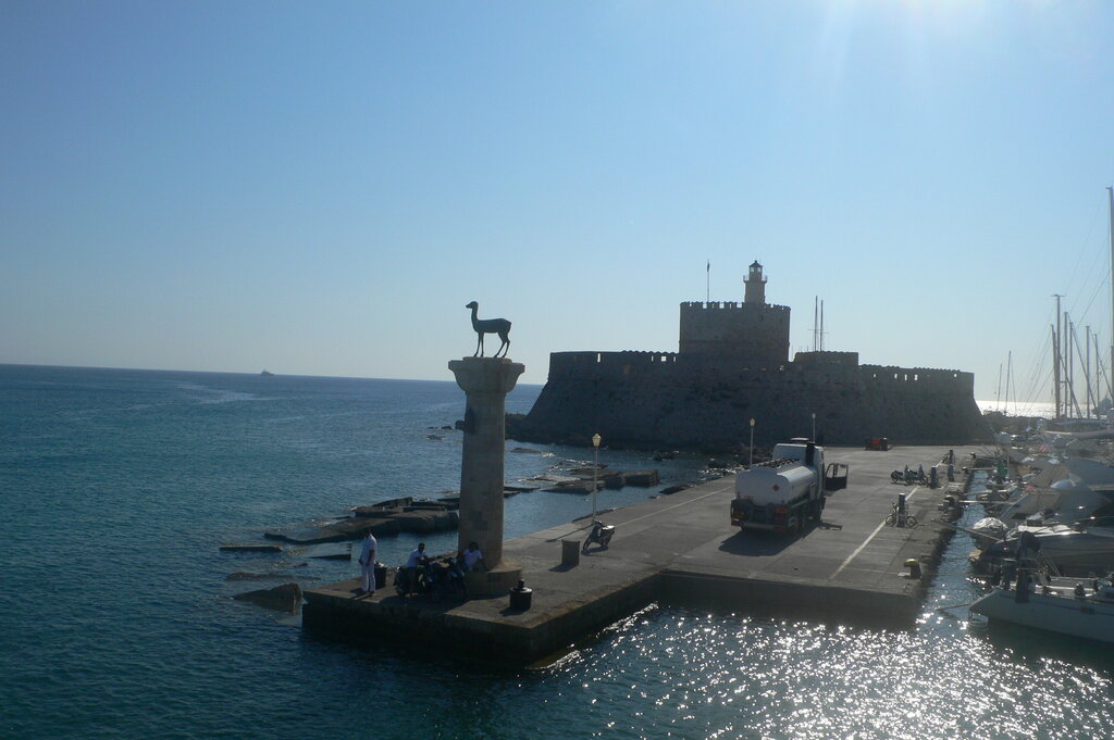 Turistik yerler Форт Святого Николая, Rodos, foto