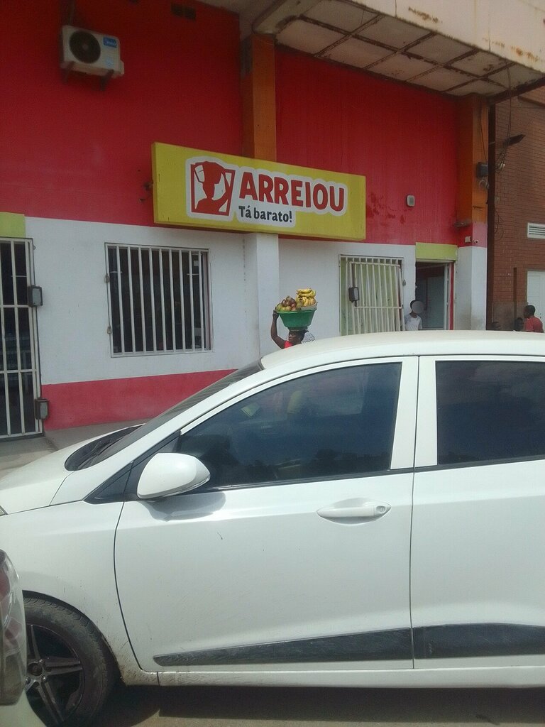 Süpermarket Arreiou Alvalade, Loanda, foto