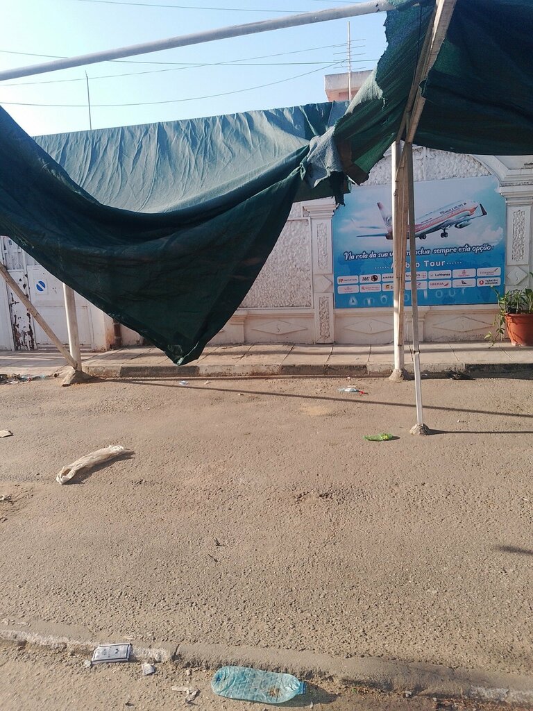 Seyahat acenteleri Agência de viagens, Loanda, foto