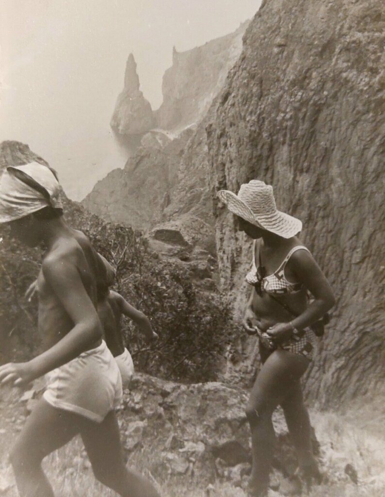 Dağ zirvesi Скала Иван-разбойник, Kırım Cumhuriyeti, foto