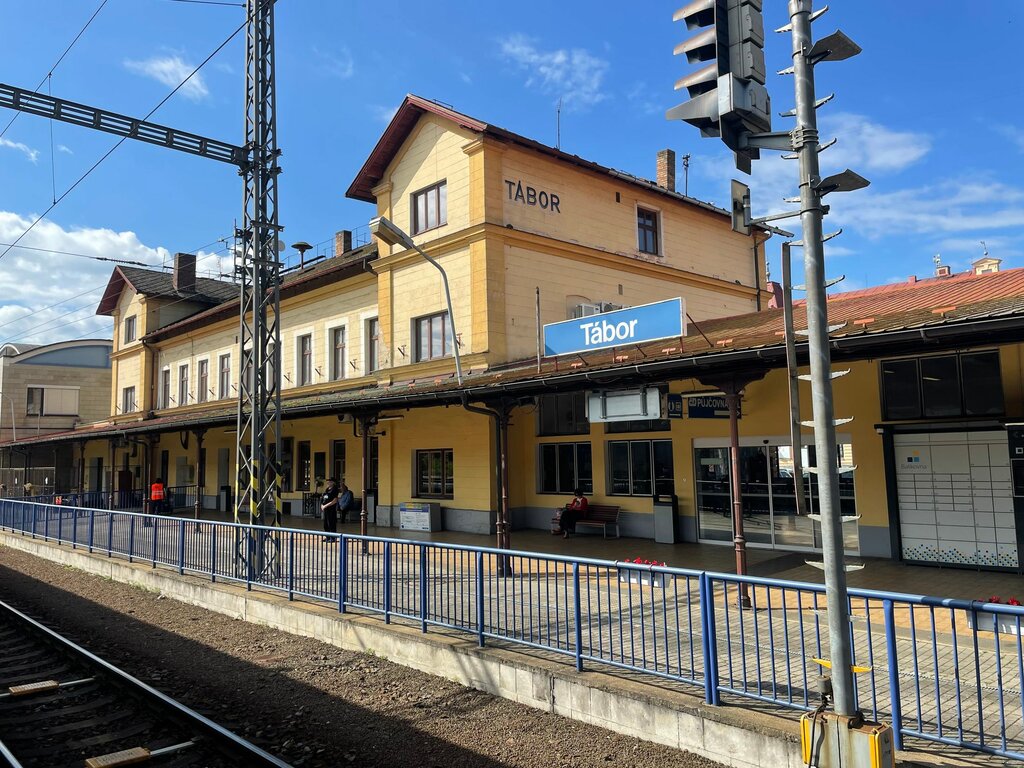 Tren istasyonu Tábor, Tabor, foto