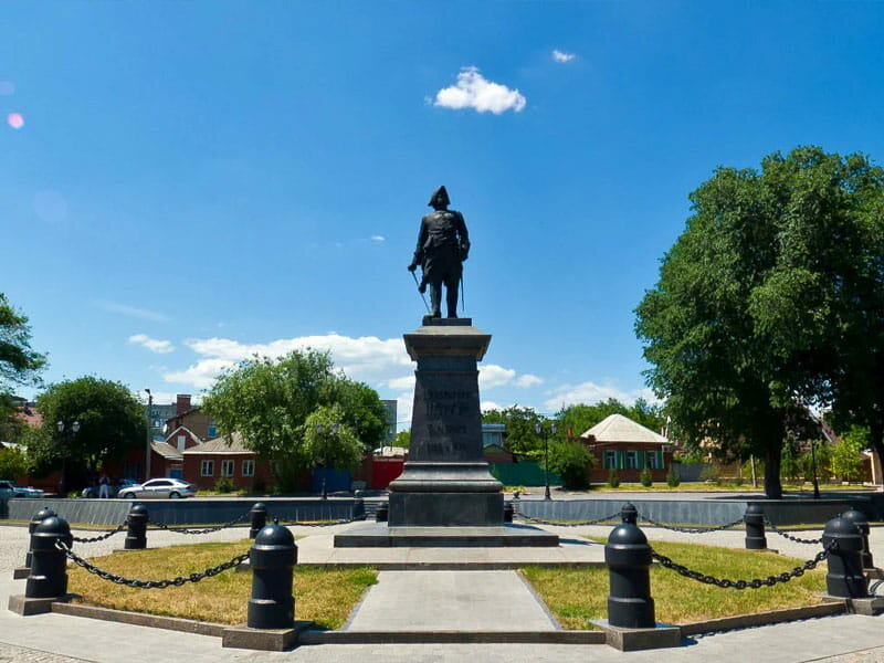 Anıt, heykel Peter I, Taganrog, foto